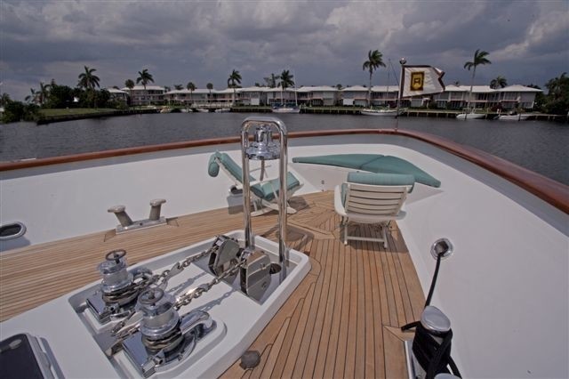 Yacht INTREPID, Delta | CHARTERWORLD Luxury Superyacht Charters